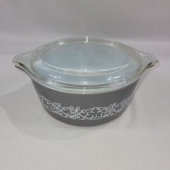 Pyrex | Kitchen | Jaj Vintage 75ml Casserole Dish Grey Grapes Ivy Vine ...